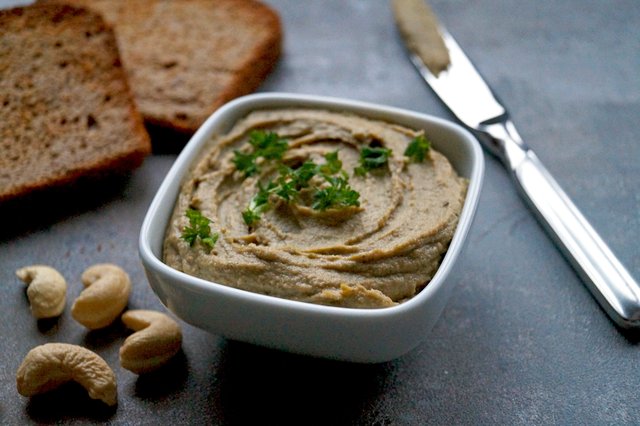 Recipe: Cashew Cheese – gebana