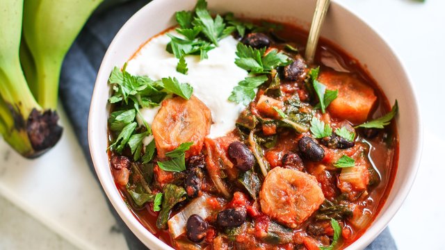 Recipe: Green Banana & Black Bean Stew – gebana